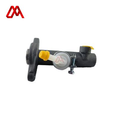 China IZUMI 8-97167404-0 8971674040 Clutch Master Cylinder For ISUZU NPR 4HF1 for sale