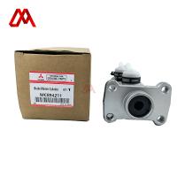China IZUMI MC894211 MC889126 Brake Master Cylinder For Mitsubishi Fuso Canter Rosa 4M42 for sale