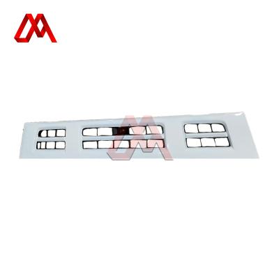 China GL-013-009 Long White Grille 897583047 Truck Body Parts for Isuzu 600p for sale