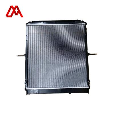 China 8-98046664-0 8980466640 Truck Radiator Cooling System Water Tank for Isuzu NPR NQR Heavy Duty Truck Parts for sale