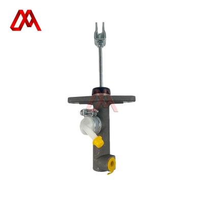 China 8-97167406-0 8-98025312-0 8-98117644-0 Clutch Master Cylinder Assembly 8971674060 8980253120 8981176440 for ISUZU NKR55 4JB1 for sale