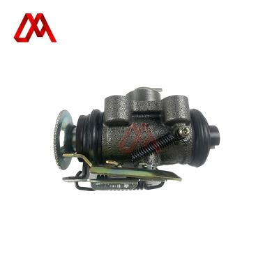 China MC112215 Rear Brake Wheel Cylinder RH For MITSUBISHI FUSO FE839 for sale