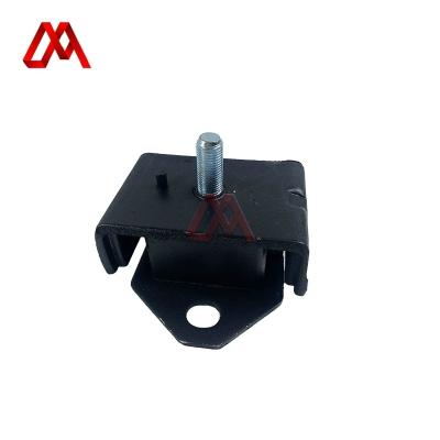 China Rubber Engine Mount 8941556530 Replacement For Isuzu NHR NKR Heavy‑Duty Truck Parts for sale