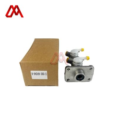 China 8-94441331-0 8-94249365-0 894249365 Brake Master Cylinder Assembly Suitable for ISUZU NKR 4JB1 for sale