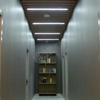 China Modular Prefab Container House For Hotel with Customized Color Options and Features for sale
