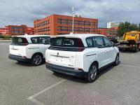 China 2023 Car FAW Pentium Nat White Multi Purpose Vehicle Petrol Fuel Or Electric for sale