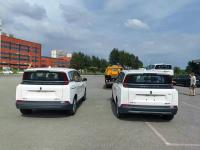 China 2023 Car FAW Pentium Nat White Multi Purpose Vehicle Petrol Fuel Or Electric for sale