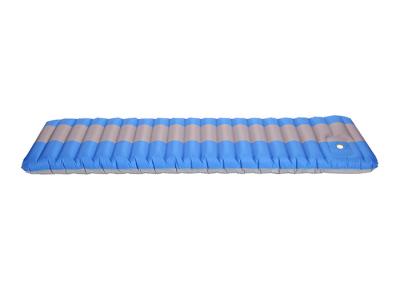 China Custom Inflatable Camping Mat , Self Inflating Hiking Mattress 580G for sale