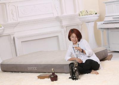 China Custom Color Portable Air Mattress 0.3mm PVC Flocking Inflatable Bed for Car Camping Travel for sale