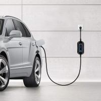 China Tesla Model 3.5KW/7KW Best Level 2 Home Charger with SAE J1772 Connector Plug Charge for sale