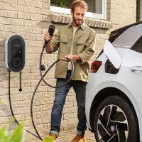 China 220V Input Voltage 7Kw Home Charging Pile for VW Golf Plug In Hybrid Ac Ev Charger for sale