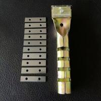 China Paint Cleaning Tungsten Carbide Woodworking Tools Reversible Blade Carbide Paint Scraper Grip for sale