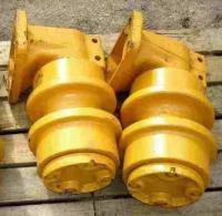 China T130/T170 50-21-416SP HRC52-58 Russia Tractor Carrier Roller For Undercarriage Parts for sale