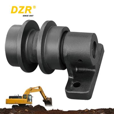 China HD700/770 50mn HRC53-57 Excavator Track Top Carrier Roller For Essential Undercarriage Sections for sale