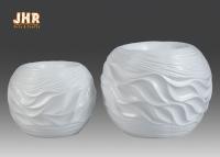 China Wavy Pattern Glossy White Fiberglass Centerpiece Table Vases Ball Shape for sale