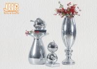 China Small Mosaic Glass Fiberglass Apple With Square Base Sculpture Decoration for sale