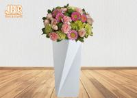 China Geometric Shape Flower Pots Fiberglass Floor Vases Glossy White Plant Pots Indoor Flower Pots for sale