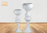China Indoor Flower Pots Wedding Centerpiece Table Vases Glossy White Fiberglass for sale