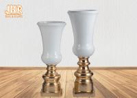 China Contemporary Glossy White Fiberglass Planters Gold Leaf Pedestal Base For Wedding for sale