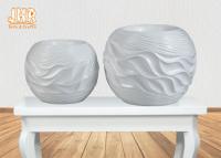China Wavy Pattern Glossy White Fiberglass Centerpiece Table Vases Ball Shape for sale