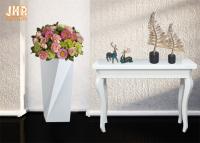 China Geometric Shape Flower Pots Fiberglass Floor Vases Glossy White Plant Pots Indoor Flower Pots for sale