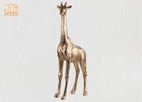 China Gold Leaf Fiberglass Giraffe Sculpture Standing Animal Figurines Table Statue for sale