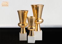 China Trumpet Gold Leaf Fiberglass Planters With Frosted White Base Pot Planters for sale
