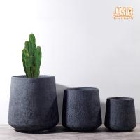 China Outdoor Planters Fiber Clay Planter Pots Garden Flower Pots Resin Plant Pots Patio Planters Large Pots for sale