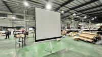 China Portable Tripod Stand Projector Screen Cinema 96