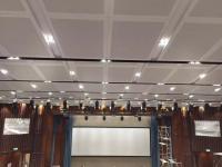 China HD Customized Fixed Frame Projector Screen Shrot Throw With Black Velvet for sale
