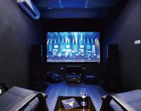 China Edgeless Fixed Frame Screen , Fixed Wall Projector Screen HDTV 16/9 Format 0.8 Gain for sale