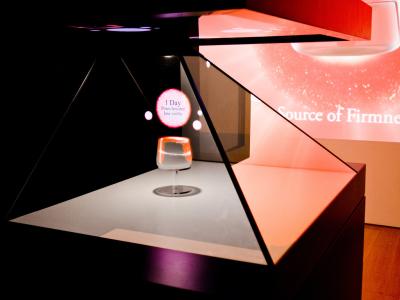 China Brightness Full HD Hologram Pyramid Display Unit , 3D Holographic Showcase for Exhibition for sale