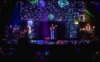 China Interactive 5x30m 95um 160° 3D Holographic Display Foil for Big Stage Shows for sale