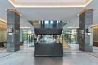 China Large Pyramid 3D Holographic Display Full HD Resolution 4 Viewing Sides for sale