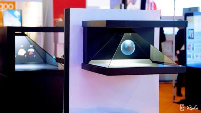 China 270 Degree 3 Sided 21.5 Inch 3D Hologram Display Box Holographic 3D Pyramid Showcase for sale