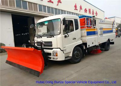 China Multifunction Street Washing Truck With Hydraulic Scissor Manlift / Shovel Brushes for sale
