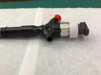 China 095000 7761 Denso Diesel Fuel Injectors TOYOTA Hilux 23670 0L070 Nozzle DLLA145P1024 for sale