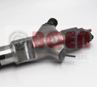 China Original Injector Bosch Common Rail Diesel Fuel Injector Nozzle 0445120153 for sale