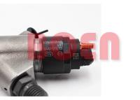 China Diesel Engine Bosch Diesel Fuel Injectors Common Rail Injector 0445120213 for sale