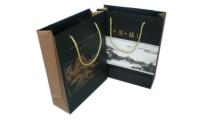 China Unique Paper Packaging Hand Bags With Handles, Custom Paper Gift Bag For Wine Packaging for sale