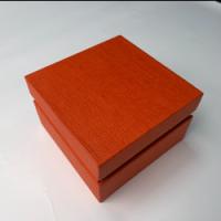 China 400g 450g Recycled Custom Luxury Gift Boxes Glossy Lamination Printing for sale