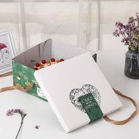 China Recycled Chocolate Packaging Boxes Mini Small Folding 4 Color Offset Printing for sale