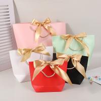 China Small Shopping Custom Paper Gift Bags CMYK 4C Offset Printing With Ribbon Handles for sale