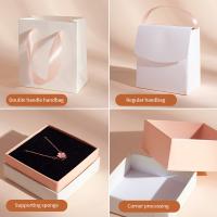 China Modern Design Jewelry Packaging Box Customized Logo Necklace Jewelry Box for sale
