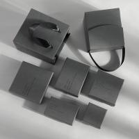 China Modern Design Jewelry Packaging Box Customized Logo Necklace Jewelry Box for sale