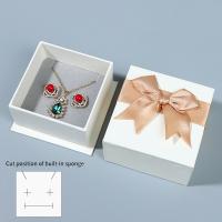 China Soft Velvet Tray Jewelry Packaging Box Custom Design Rigid Paper Board for sale