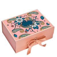 China Exquisite Hand Apparel Gift Boxes Underwear Creative Rectangular Clothing Gift Box for sale