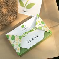 China Handheld 6-grain dough packaging box Baked dessert afternoon tea picnic packaging gift box customized for sale