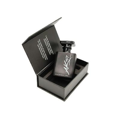 China Custom CMYK Color Perfume Packaging Box Cosmetics Flip Lipstick Gift Box for sale