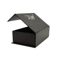 China Custom CMYK Color Perfume Packaging Box Cosmetics Flip Lipstick Gift Box for sale